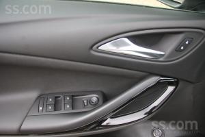 White Opel Astra 2021 in Tukums, with an engine capacity of 1.50 L and mileage of 144 thousand km for 9450 €, photo 28 on AUTOMOTO.COM.LV