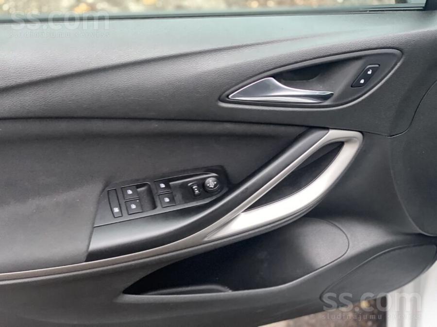 Balts Opel Astra 2021 Rīga, ar dzinēja tilpumu 1.50 L un nobraukumu 181 tūkst. km par 7480 €, foto 5 vietnē AUTOMOTO.COM.LV