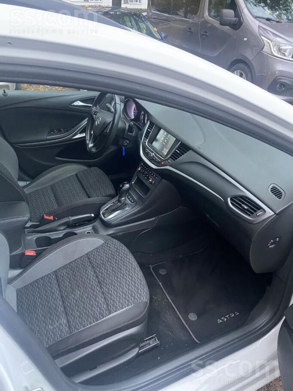 Balts Opel Astra 2021 Rīga, ar dzinēja tilpumu 1.50 L un nobraukumu 181 tūkst. km par 7480 €, foto 9 vietnē AUTOMOTO.COM.LV