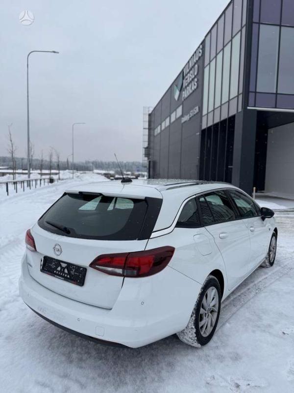 Balts Opel Astra 2022 Viļņa, ar dzinēja tilpumu 1.50 L un nobraukumu 108 tūkst. km par 10700 €, foto 3 vietnē AUTOMOTO.COM.LV