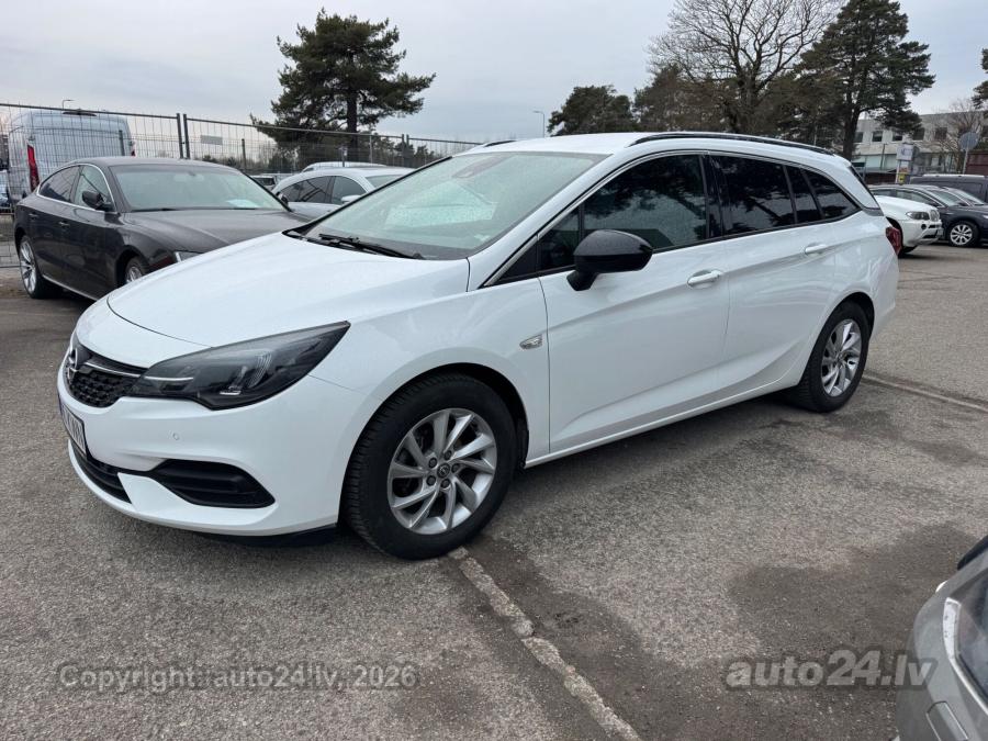 Balts Opel Astra 2022 Tallina, ar dzinēja tilpumu 1.50 L un nobraukumu 133 tūkst. km par 9950 €, foto 1 vietnē AUTOMOTO.COM.LV