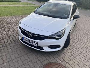 Balts Opel Astra 2022 Viļņa, ar dzinēja tilpumu 1.20 L un nobraukumu 51 tūkst. km par 9700 €, foto  vietnē AUTOMOTO.COM.LV