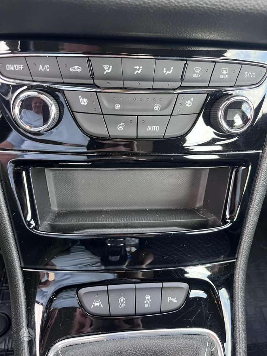 Balts Opel Astra 2022 Viļņa, ar dzinēja tilpumu 1.20 L un nobraukumu 51 tūkst. km par 9700 €, foto 7 vietnē AUTOMOTO.COM.LV