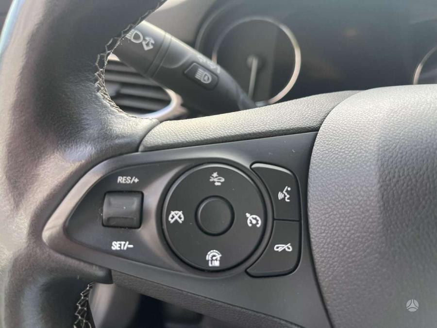 Balts Opel Astra 2022 Viļņa, ar dzinēja tilpumu 1.20 L un nobraukumu 51 tūkst. km par 9700 €, foto 20 vietnē AUTOMOTO.COM.LV