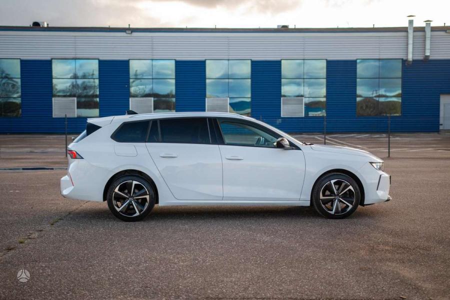 Balts Opel Astra 2023 Kauņa, ar dzinēja tilpumu 1.50 L un nobraukumu 139 tūkst. km par 16555 €, foto 19 vietnē AUTOMOTO.COM.LV