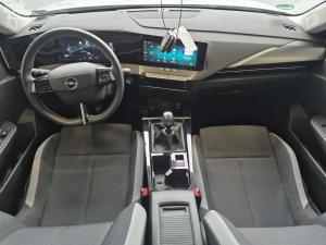 White Opel Astra 2023 in Vilnius, with an engine capacity of 1.50 L and mileage of 77 thousand km for 11900 €, photo 6 on AUTOMOTO.COM.LV