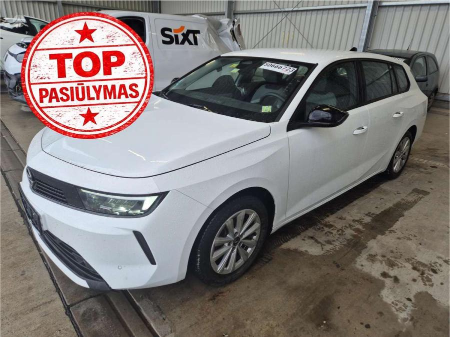 White Opel Astra 2023 in Vilnius, with an engine capacity of 1.50 L and mileage of 77 thousand km for 11900 €, photo 1 on AUTOMOTO.COM.LV