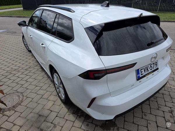 White Opel Astra 2024 in Kedainiai, with an engine capacity of 1.20 L and mileage of 5 thousand km for 14500 €, photo 2 on AUTOMOTO.COM.LV