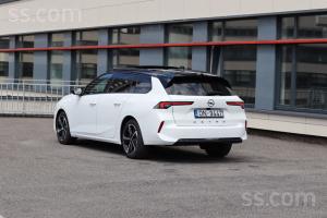 Balts Opel Astra 2025 Rīga, ar dzinēja tilpumu 1.20 L un nobraukumu 435 tūkst. km par 24980 €, foto 5 vietnē AUTOMOTO.COM.LV