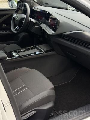 Balts Opel Astra 2025 Rīga, ar dzinēja tilpumu 1.20 L un nobraukumu 435 tūkst. km par 24980 €, foto 9 vietnē AUTOMOTO.COM.LV