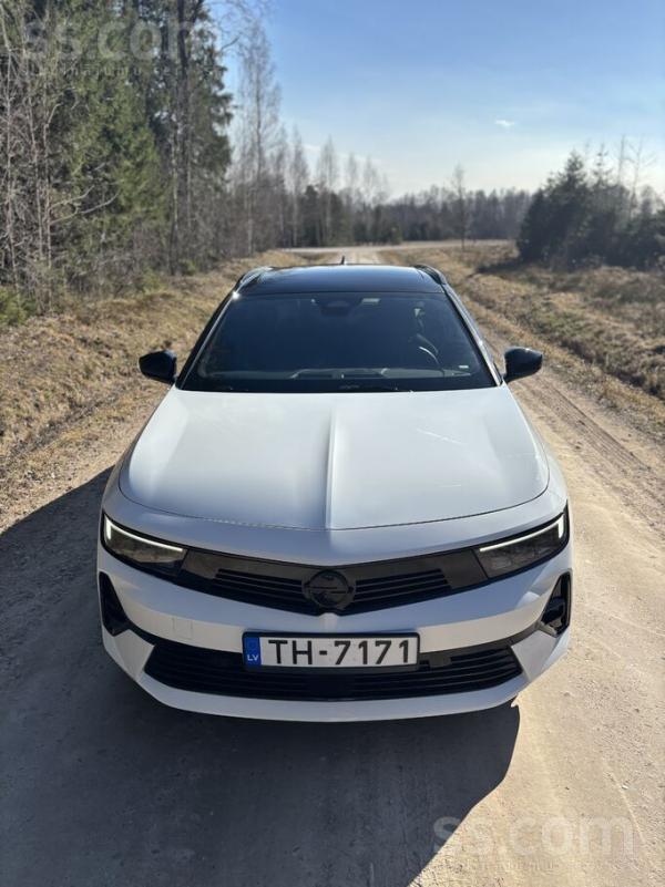Balts Opel Astra 2025 Rīga, ar dzinēja tilpumu 1.20 L un nobraukumu 10 tūkst. km par 21900 €, foto 2 vietnē AUTOMOTO.COM.LV