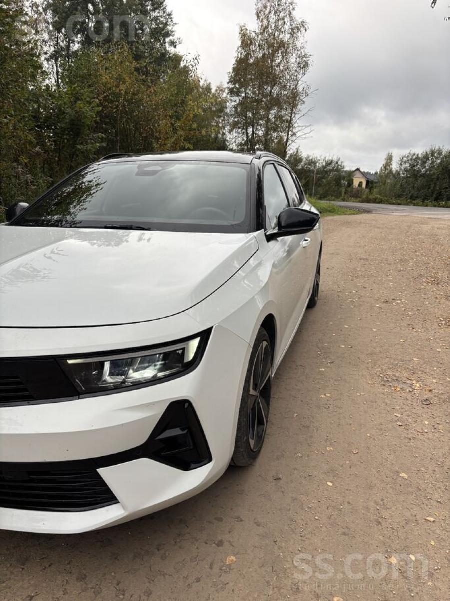 Balts Opel Astra 2025 Rīga, ar dzinēja tilpumu 1.20 L un nobraukumu 17 tūkst. km par 19200 €, foto 4 vietnē AUTOMOTO.COM.LV