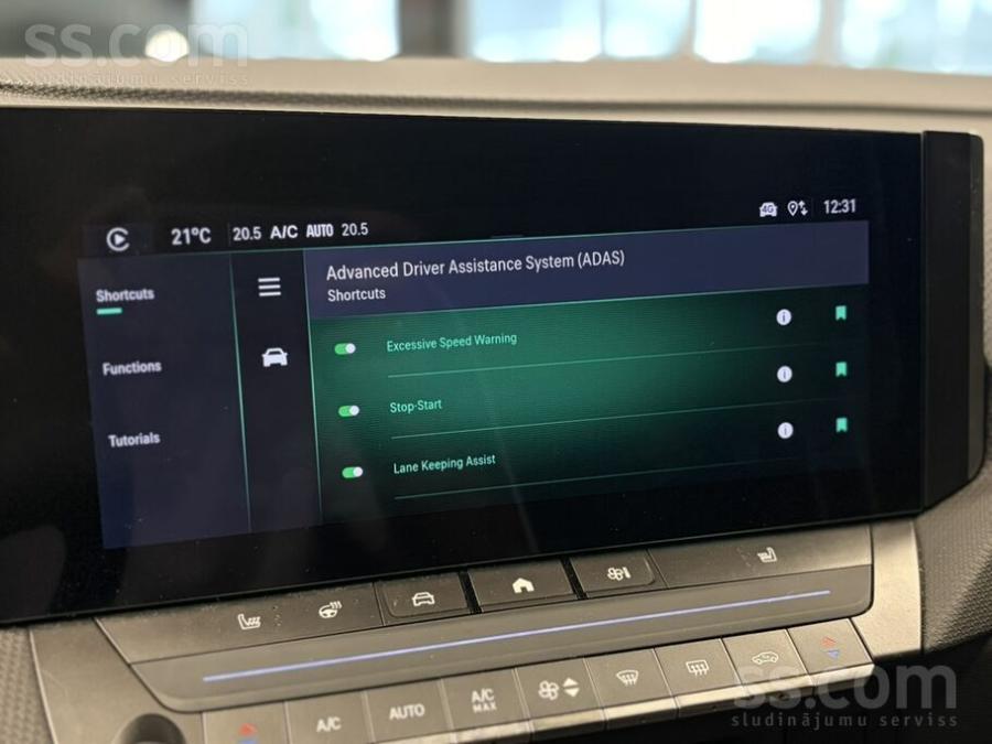 Balts Opel Astra 2025 Rīga, ar dzinēja tilpumu 1.20 L un nobraukumu 14 tūkst. km par 21100 €, foto 15 vietnē AUTOMOTO.COM.LV