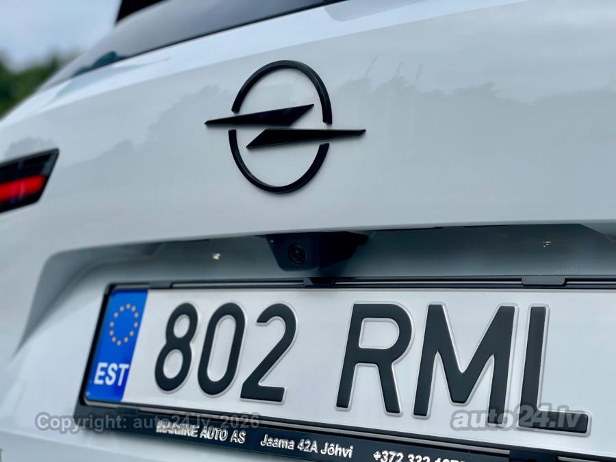 Balts Opel Astra 2026 Jehvi, ar dzinēja tilpumu 1.50 L un nobraukumu 2 tūkst. km par 29800 €, foto 7 vietnē AUTOMOTO.COM.LV