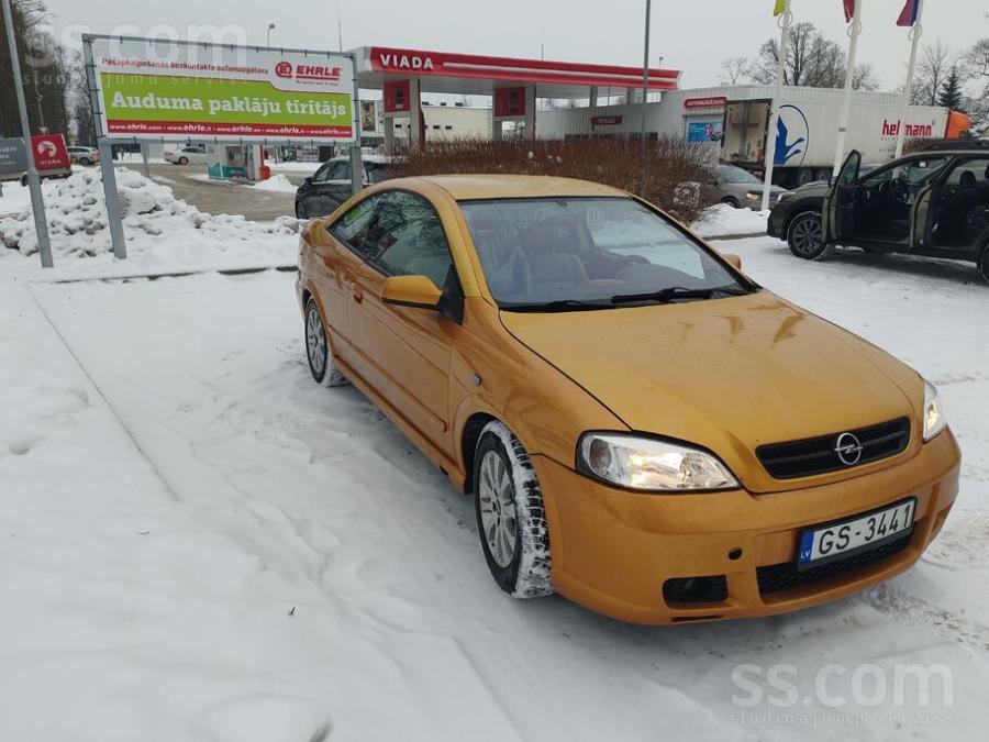 Yellow Opel Astra 2001 in Jelgava, with an engine capacity of 1.80 L and mileage of 344 thousand km for 1300 €, photo 3 on AUTOMOTO.COM.LV