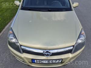 Желтый Опель Астра 2004 в Рига, объемом двигателя 1.80 л и пробегом 200 тыс. км за 1300 €, фото 9 на AUTOMOTO.COM.LV