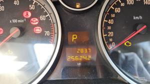 Dzeltens Opel Astra 2004 Viļņa, ar dzinēja tilpumu 1.80 L un nobraukumu 256 tūkst. km par 750 €, foto 11 vietnē AUTOMOTO.COM.LV