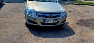Yellow Opel Astra 2007 in Kaunas, with an engine capacity of 1.69 L and mileage of 265 thousand km for 650 €, photo 4 on AUTOMOTO.COM.LV