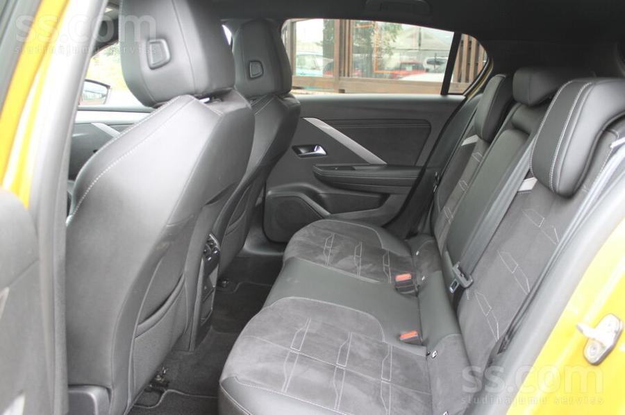 Dzeltens Opel Astra 2022 Rīga, ar dzinēja tilpumu 1.20 L un nobraukumu 0 tūkst. km par 15700 €, foto 8 vietnē AUTOMOTO.COM.LV