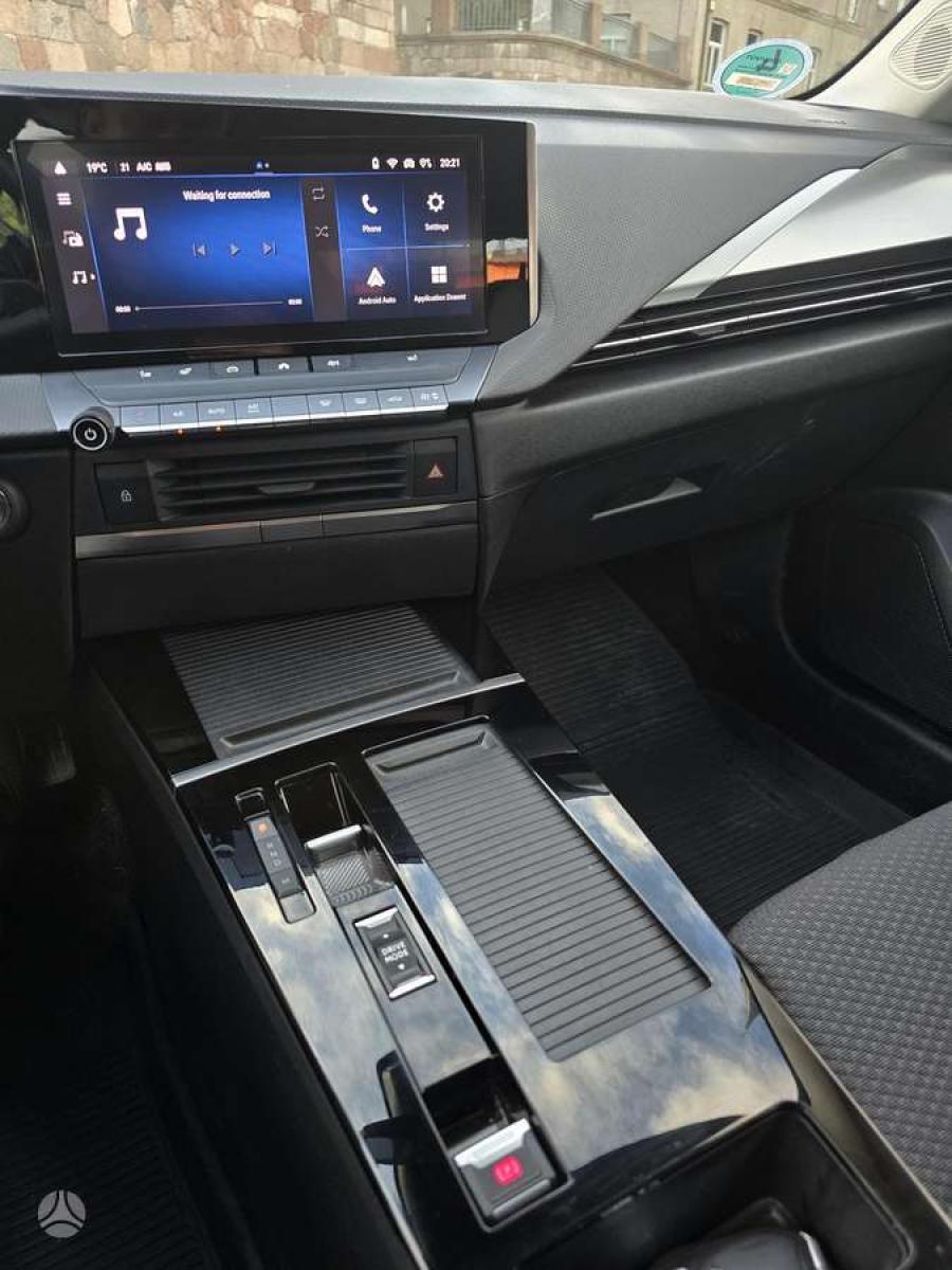 Dzeltens Opel Astra 2023 Kauņa, ar dzinēja tilpumu 1.20 L un nobraukumu 35 tūkst. km par 17900 €, foto 16 vietnē AUTOMOTO.COM.LV