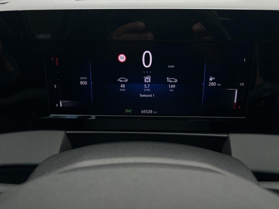 Dzeltens Opel Astra 2023 Pērnava, ar dzinēja tilpumu 1.20 L un nobraukumu 66 tūkst. km par 15850 €, foto 13 vietnē AUTOMOTO.COM.LV