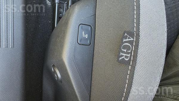 Dzeltens Opel Astra 2023 Rīga, ar dzinēja tilpumu 1.20 L un nobraukumu 60 tūkst. km par 11500 €, foto 8 vietnē AUTOMOTO.COM.LV