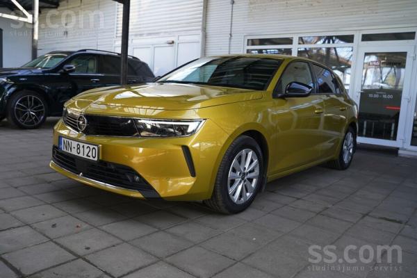 Yellow Opel Astra 2023 in Riga, with an engine capacity of 1.20 L and mileage of 61 thousand km for 12990 €, photo 4 on AUTOMOTO.COM.LV