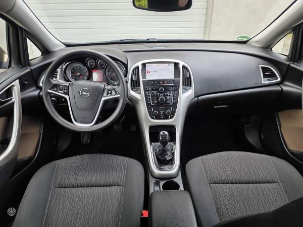Dzeltens Opel Astra 2013 Kauņa, ar dzinēja tilpumu 1.36 L un nobraukumu 118 tūkst. km par 4999 €, foto 10 vietnē AUTOMOTO.COM.LV