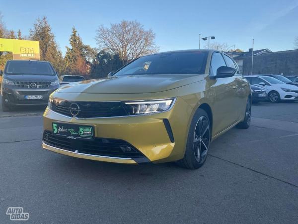 Yellow Opel Astra 2022 in Kaunas, with an engine capacity of 1.60 L and mileage of 25 thousand km for 23741 €, photo 2 on AUTOMOTO.COM.LV