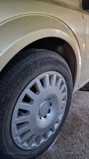 Dzeltens Opel Astra 2005 Kehra, ar dzinēja tilpumu 1.40 L un nobraukumu 80 tūkst. km par 1750 €, foto  vietnē AUTOMOTO.COM.LV