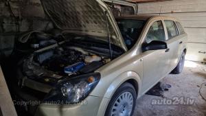 Yellow Opel Astra 2005 in Kehra, with an engine capacity of 1.40 L and mileage of 80 thousand km for 1750 €, photo 3 on AUTOMOTO.COM.LV