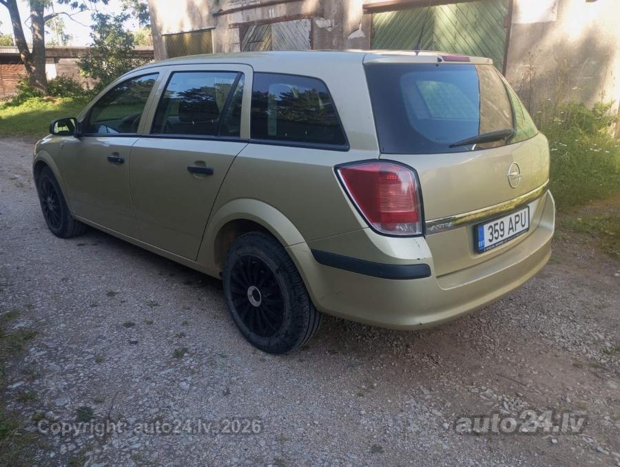 Dzeltens Opel Astra 2005 Narva, ar dzinēja tilpumu 1.40 L un nobraukumu 73 tūkst. km par 2100 €, foto 9 vietnē AUTOMOTO.COM.LV