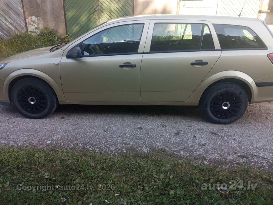 Dzeltens Opel Astra 2005 Narva, ar dzinēja tilpumu 1.40 L un nobraukumu 73 tūkst. km par 2100 €, foto 10 vietnē AUTOMOTO.COM.LV