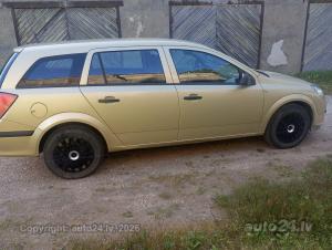 Dzeltens Opel Astra 2005 Narva, ar dzinēja tilpumu 1.40 L un nobraukumu 73 tūkst. km par 2100 €, foto 11 vietnē AUTOMOTO.COM.LV