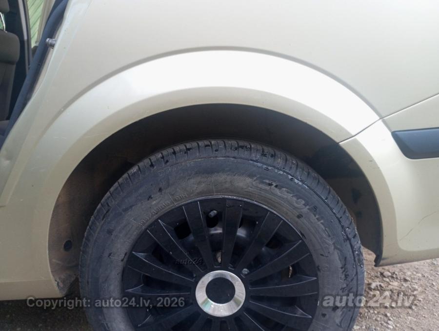 Dzeltens Opel Astra 2005 Narva, ar dzinēja tilpumu 1.40 L un nobraukumu 73 tūkst. km par 2100 €, foto 15 vietnē AUTOMOTO.COM.LV
