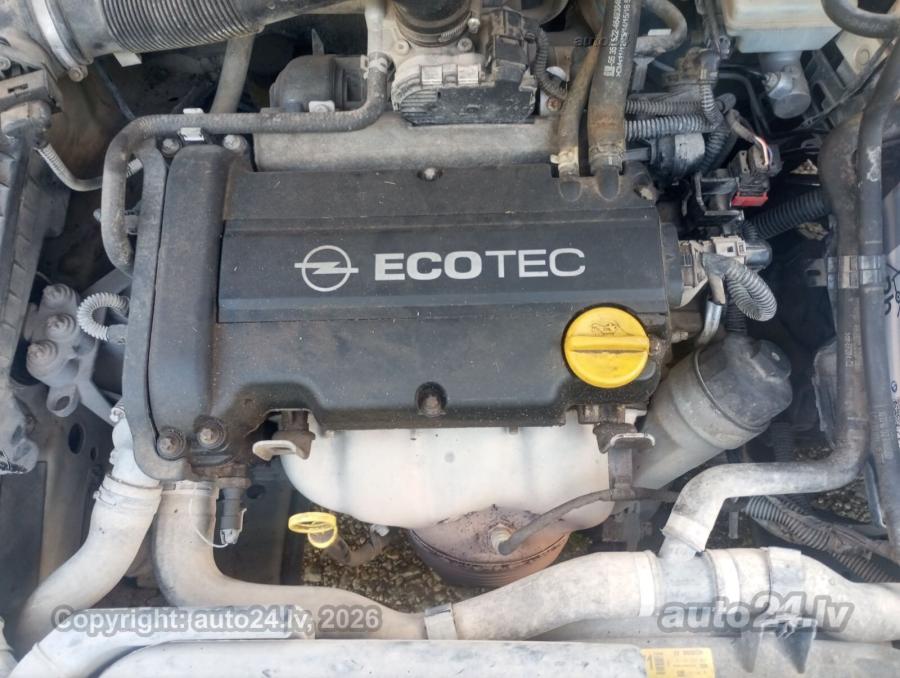 Dzeltens Opel Astra 2005 Narva, ar dzinēja tilpumu 1.40 L un nobraukumu 73 tūkst. km par 2100 €, foto 21 vietnē AUTOMOTO.COM.LV