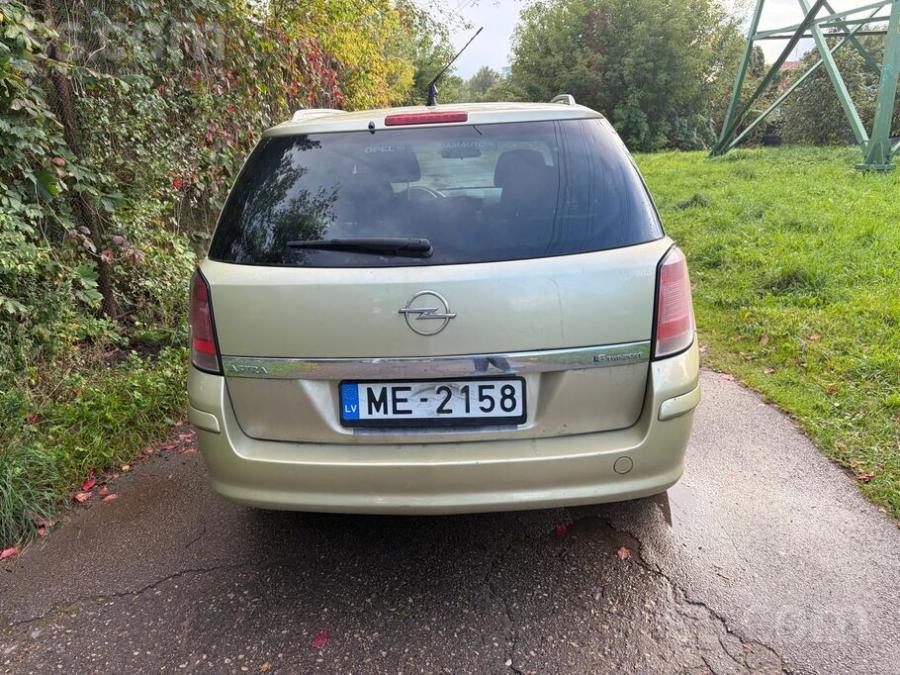 Dzeltens Opel Astra 2005 Rīga, ar dzinēja tilpumu 1.60 L un nobraukumu 279 tūkst. km par 780 €, foto 5 vietnē AUTOMOTO.COM.LV