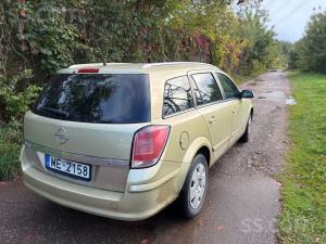 Dzeltens Opel Astra 2005 Rīga, ar dzinēja tilpumu 1.60 L un nobraukumu 279 tūkst. km par 780 €, foto 7 vietnē AUTOMOTO.COM.LV