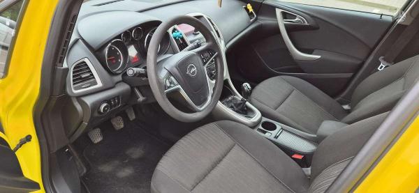 Dzeltens Opel Astra 2011 Jonava, ar dzinēja tilpumu 1.69 L un nobraukumu 316 tūkst. km par 2200 €, foto 5 vietnē AUTOMOTO.COM.LV