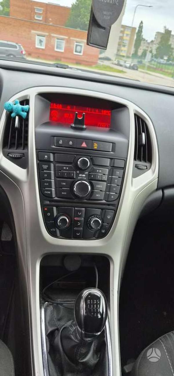 Dzeltens Opel Astra 2011 Jonava, ar dzinēja tilpumu 1.69 L un nobraukumu 316 tūkst. km par 2200 €, foto 8 vietnē AUTOMOTO.COM.LV
