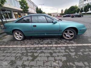 Opel Calibra 1995 in Radviliskis, with an engine capacity of 2.00 L and mileage of 270 thousand km for 2300 €, photo 4 on AUTOMOTO.COM.LV