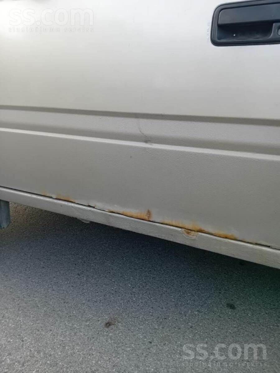Pelēks Opel Campo 1998 Liepāja, ar dzinēja tilpumu 2.50 L un nobraukumu 326 tūkst. km par 990 €, foto 10 vietnē AUTOMOTO.COM.LV