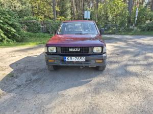 Sarkans Opel Campo 1990 Rīga, ar dzinēja tilpumu 2.30 L un nobraukumu 215 tūkst. km par 2000 €, foto 2 vietnē AUTOMOTO.COM.LV