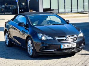 Black Opel Cascada 2015 in Siauliai, with an engine capacity of 1.40 L and mileage of 137 thousand km for 7999 €, photo 11 on AUTOMOTO.COM.LV