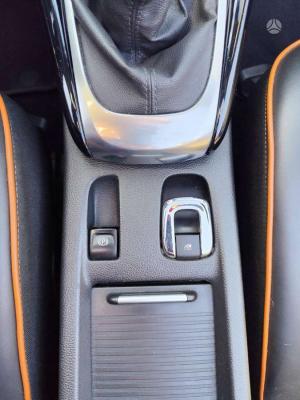 Black Opel Cascada 2015 in Siauliai, with an engine capacity of 1.40 L and mileage of 137 thousand km for 7999 €, photo 21 on AUTOMOTO.COM.LV
