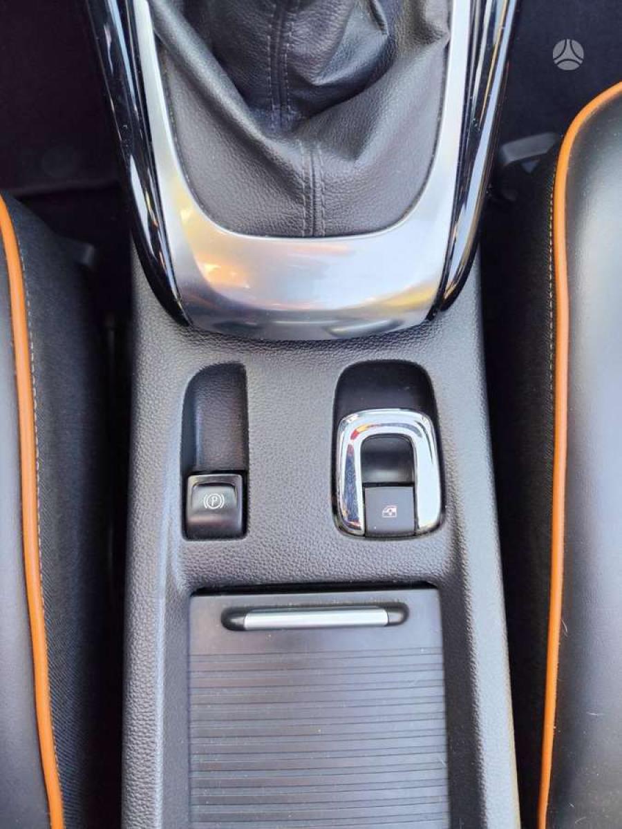Black Opel Cascada 2015 in Siauliai, with an engine capacity of 1.40 L and mileage of 137 thousand km for 7999 €, photo 21 on AUTOMOTO.COM.LV