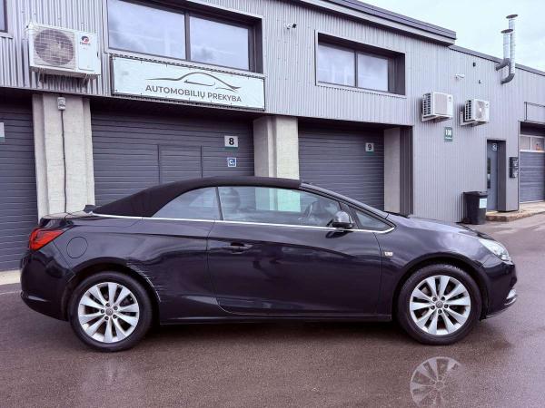 Melns Opel Cascada 2015 Šauļi, ar dzinēja tilpumu 1.40 L un nobraukumu 178 tūkst. km par 3800 €, foto 2 vietnē AUTOMOTO.COM.LV