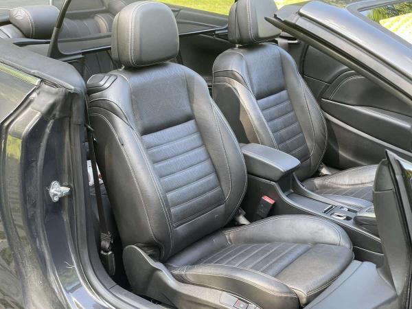 Brown Opel Cascada 2013 in Vilnius, with an engine capacity of 1.96 L and mileage of 159 thousand km for 7400 €, photo 8 on AUTOMOTO.COM.LV