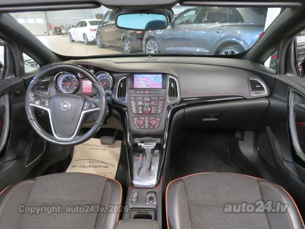 Brown Opel Cascada 2013 in Tallinn, with an engine capacity of 2.00 L and mileage of 196 thousand km for 7900 €, photo 5 on AUTOMOTO.COM.LV