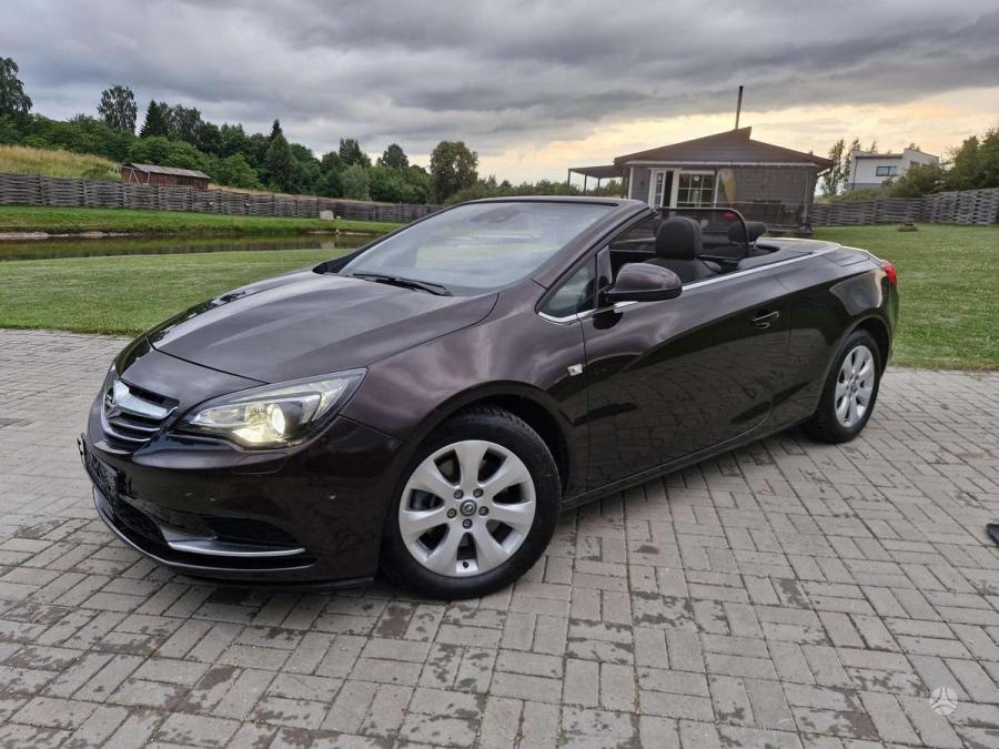 Brown Opel Cascada 2014 in Vilnius, with an engine capacity of 1.36 L and mileage of 145 thousand km for 5950 €, photo 20 on AUTOMOTO.COM.LV